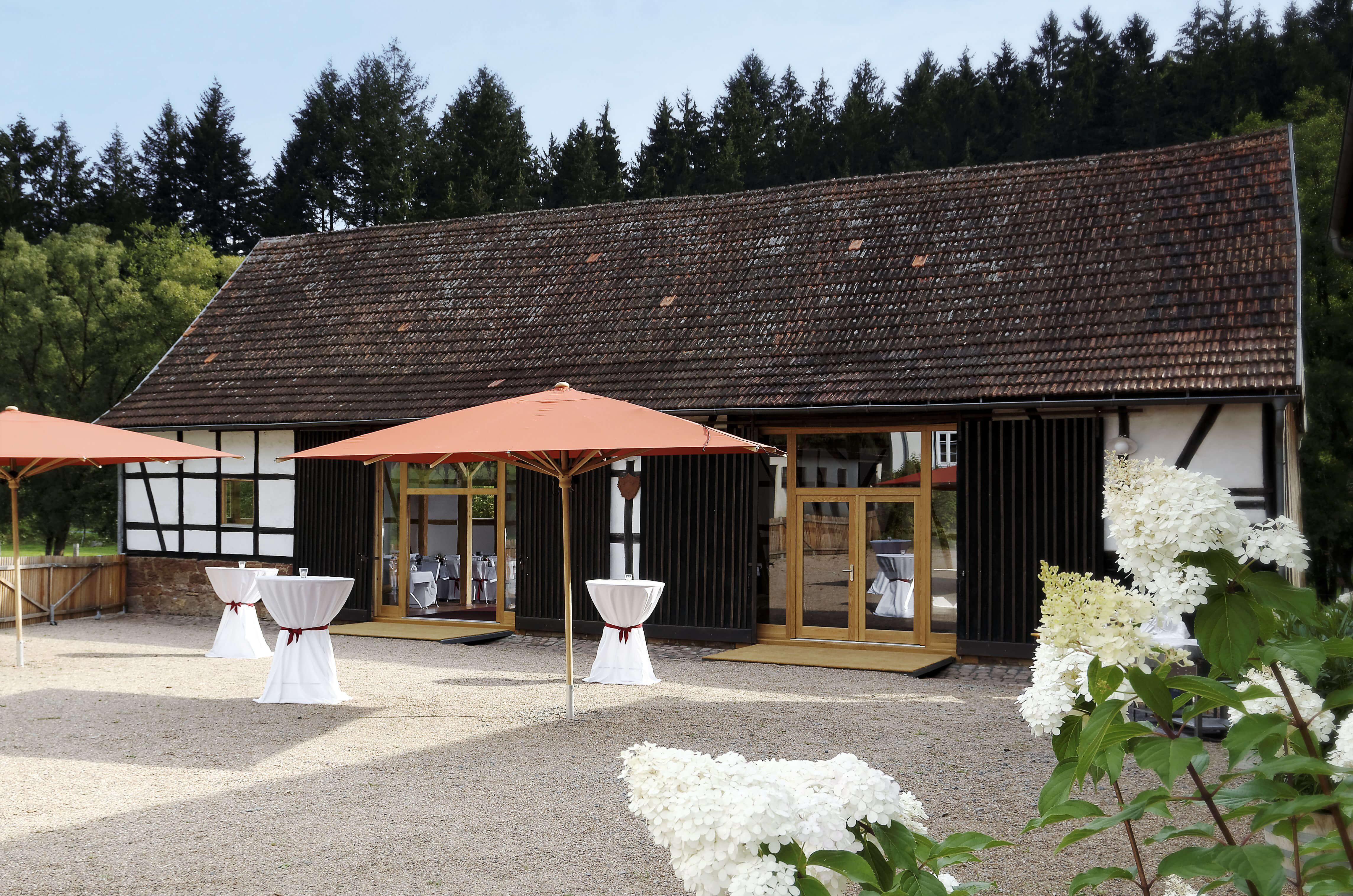 Fürstliche Abtei Amorbach - exklusive Hochzeitslocation in Bayern-weddix